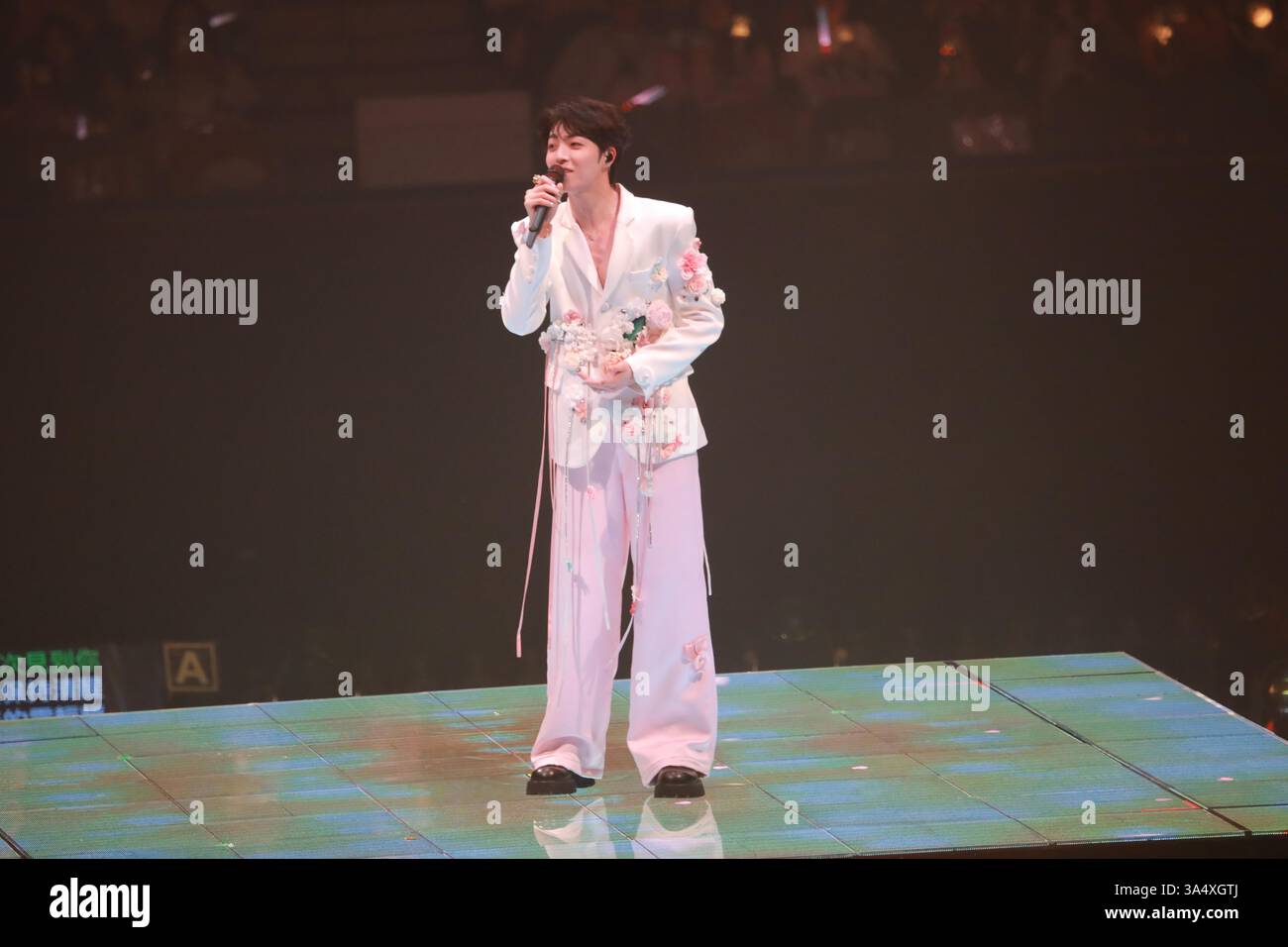Taiwanese singer and actor Chen Linong holds a concert in Wuhan City ...