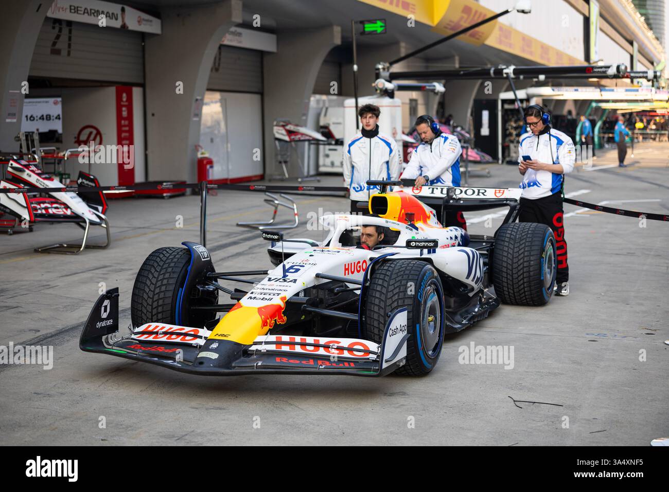 06 HADJAR Isack (fra), Visa Cash App RB F1 Team VCARB02 pitlane, during the Formula 1 Heineken ...