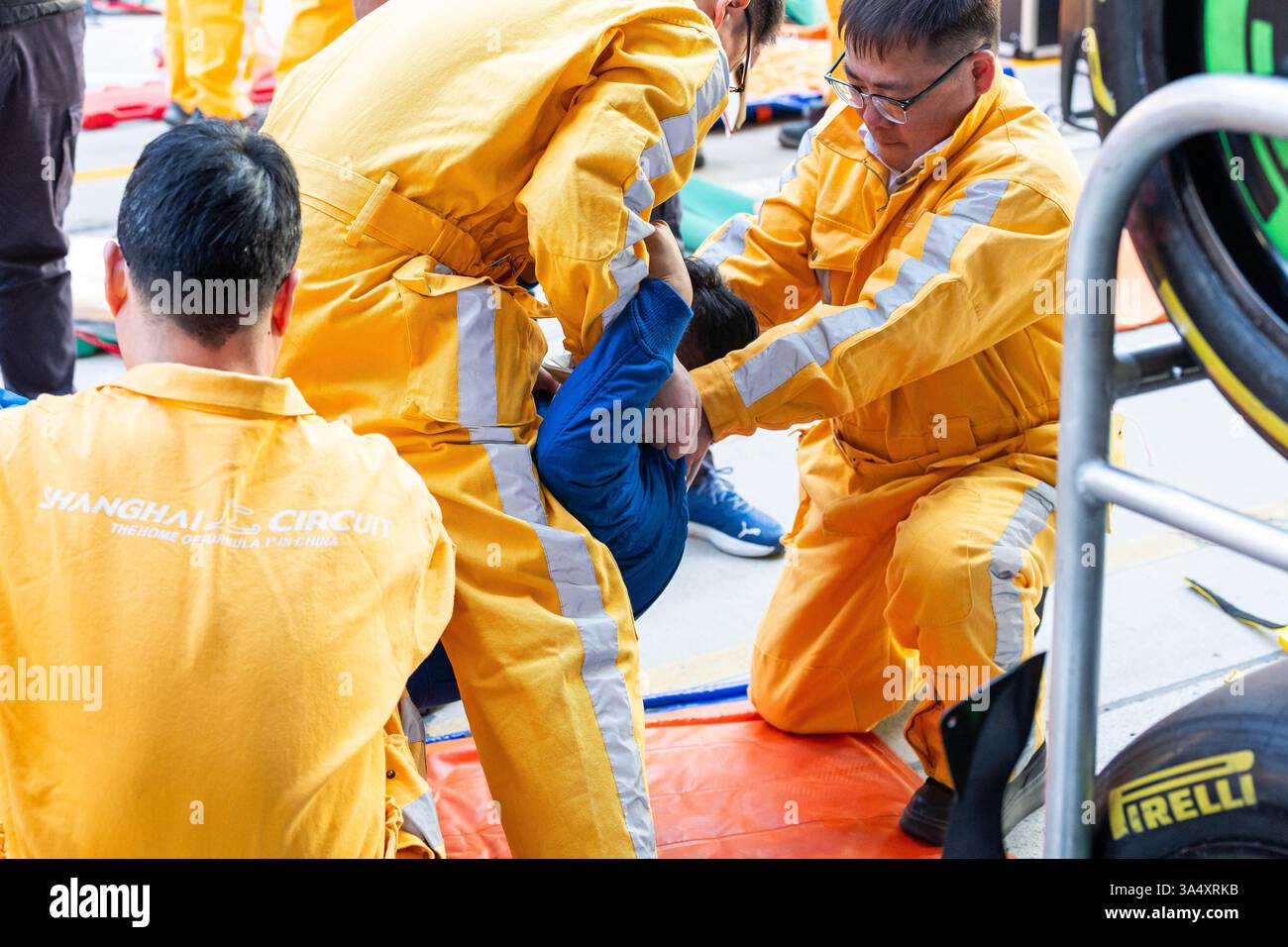 FIA extrication exercise illustration during the Formula 1 Heineken ...