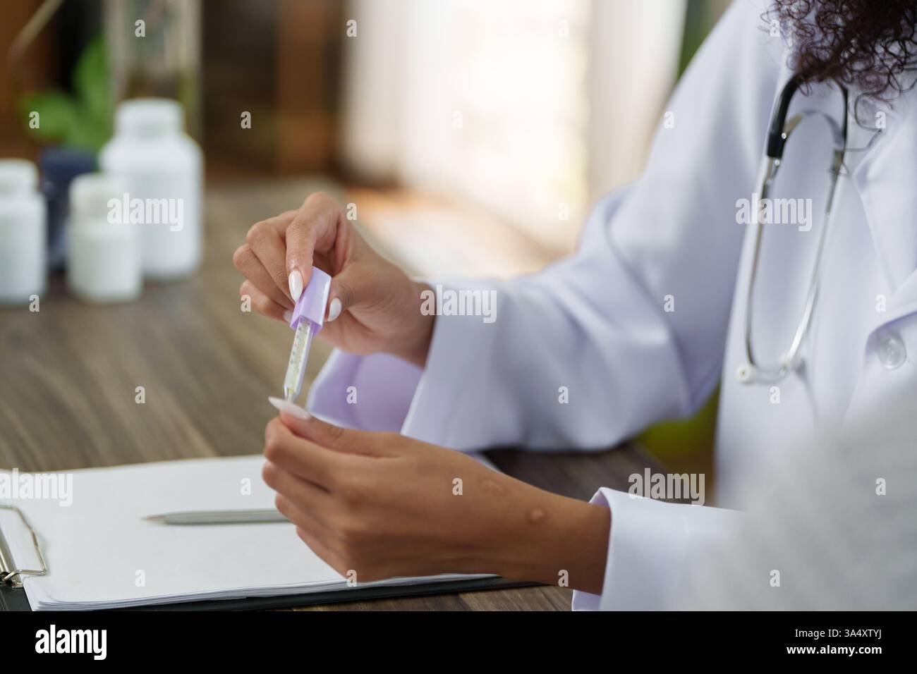Medical exam attention detail hi-res stock photography and images - Alamy