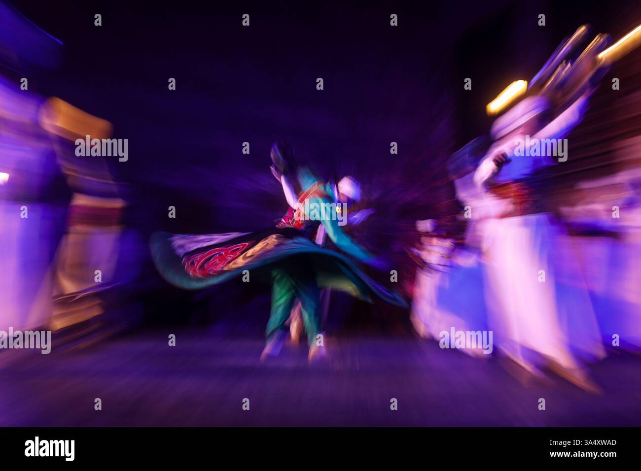 Cairo, Egypt. 19th Mar, 2025. A Tanoura dance show takes place at ...