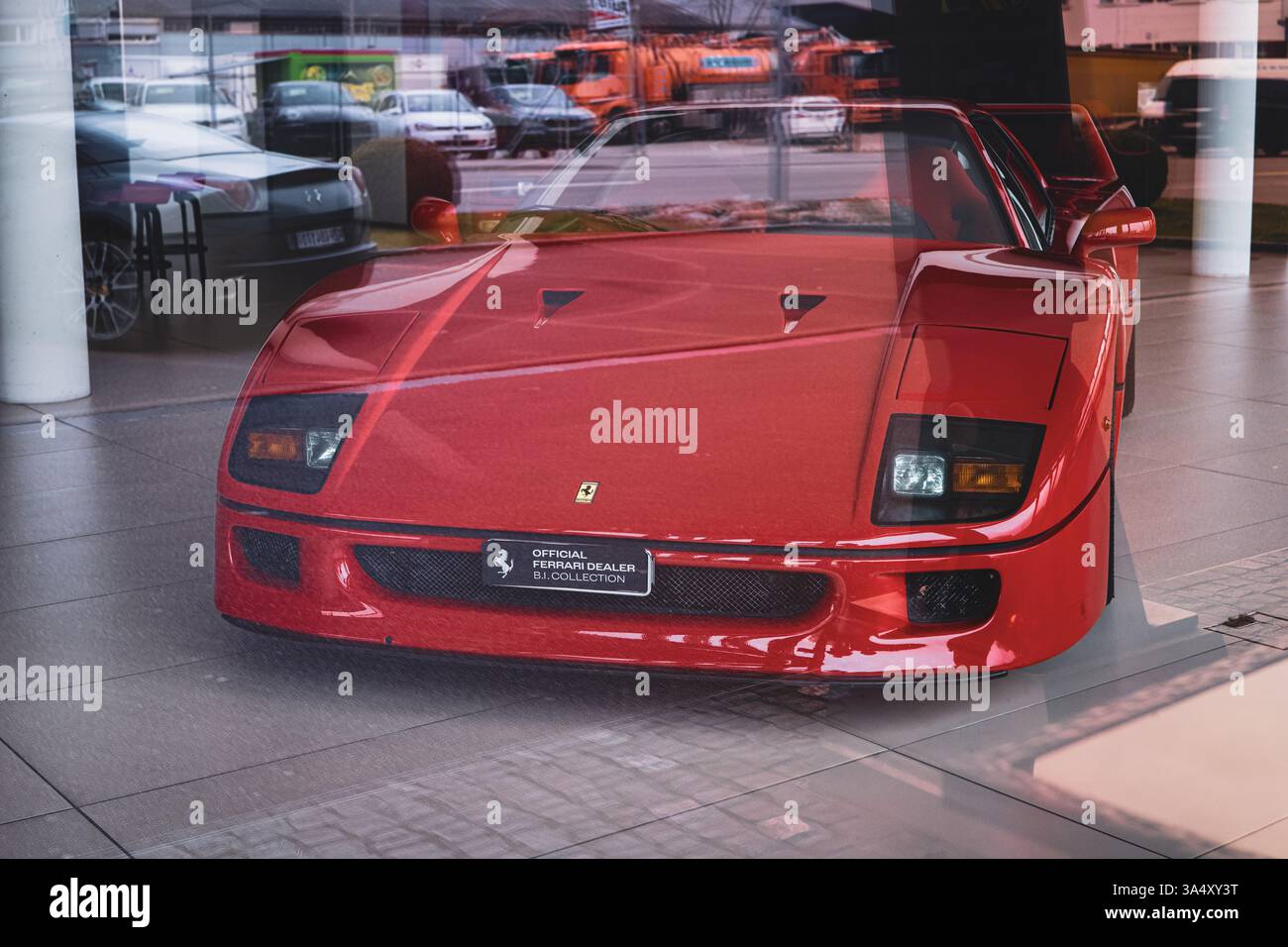 09-03-2025 Urdorf, Canton Zurich, Switzerland. Red Ferrari F40 inside ...