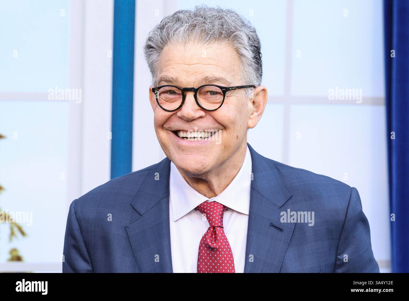 HOLLYWOOD, LOS ANGELES, CALIFORNIA, USA - MARCH 19: American politician ...