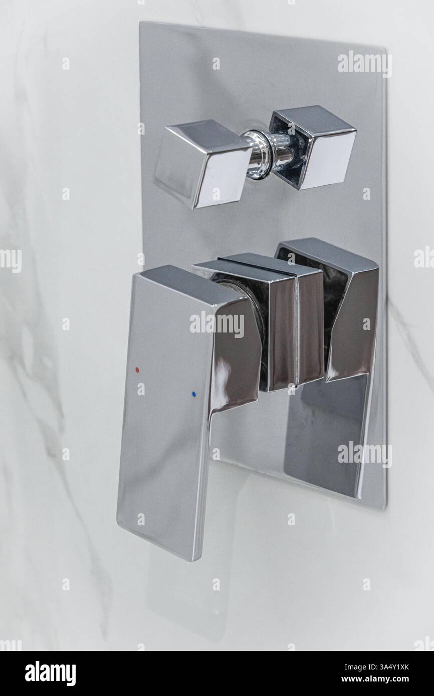 2-way flush-mounted mixer tap with diverter for shower and bathtub ...