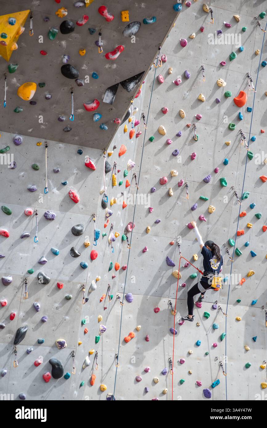 People practice sport climbing on an artificial wall in Hangang Han ...