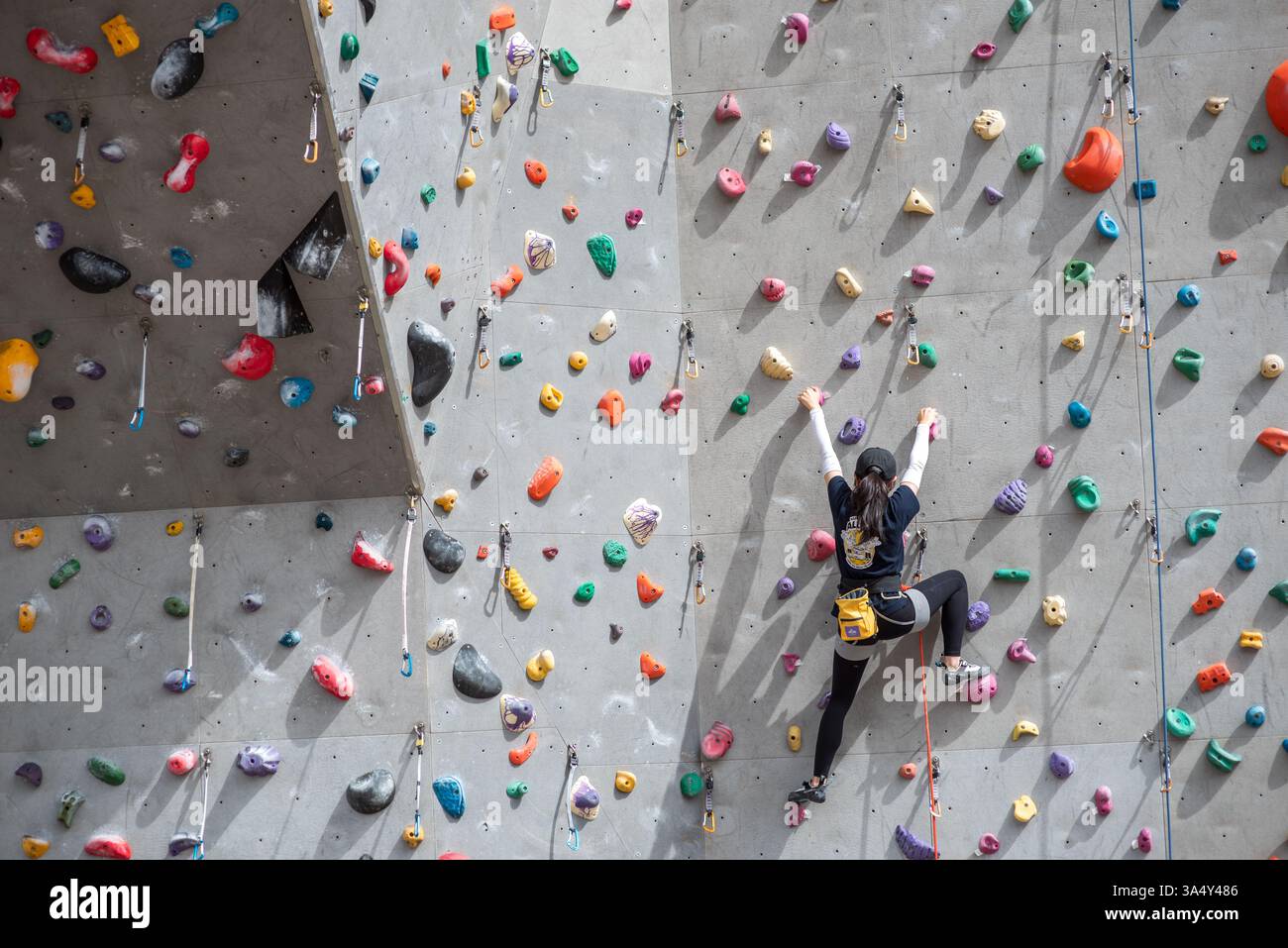 People practice sport climbing on an artificial wall in Hangang Han ...
