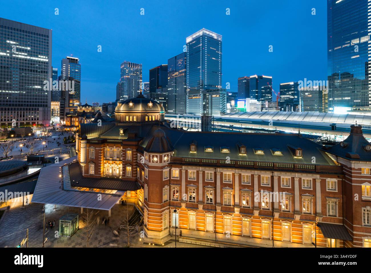 Night view of Tokyo Station, Marunouchi side. Tokyo, Japan Stock Photo - Alamy