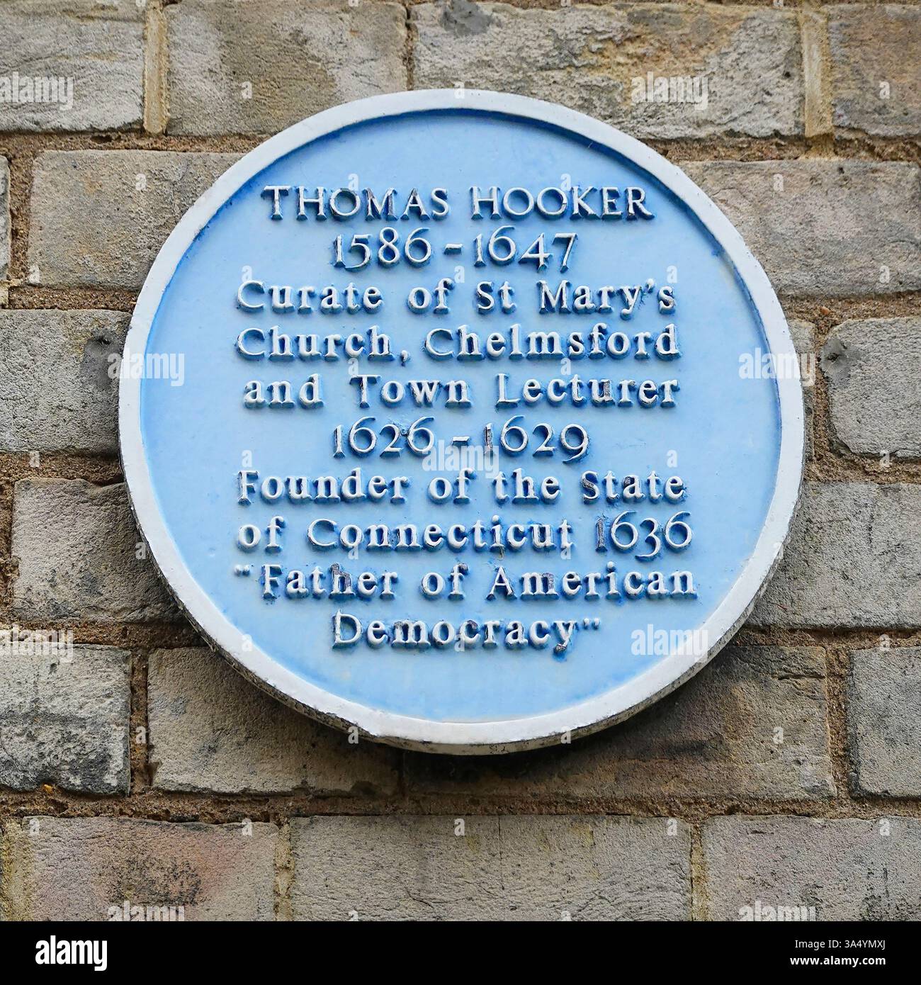 Blue Plaque outside Chelmsford Cathedral recording THOMAS hOOKER Essex ...