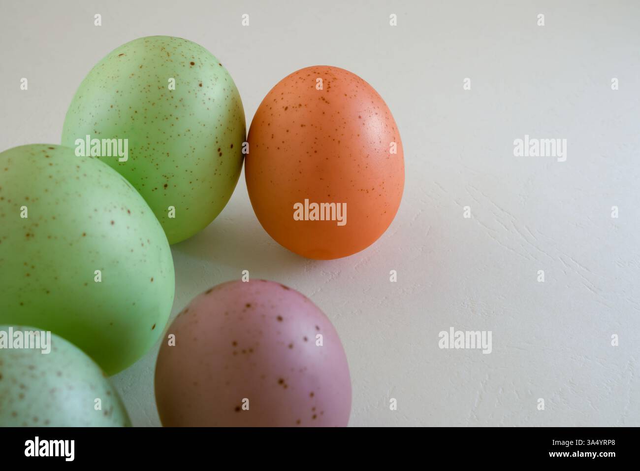 Set easter eggs different texture hi-res stock photography and images ...