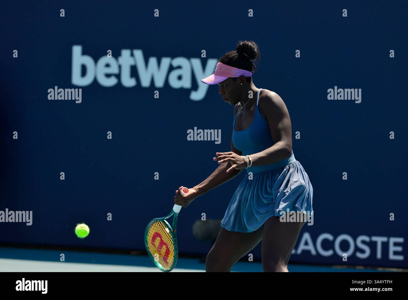 Miami Gardens, Florida, USA. 19th Mar, 2025. Victoria Mboko (CAN) vs Camila Osorio (COL) during ...