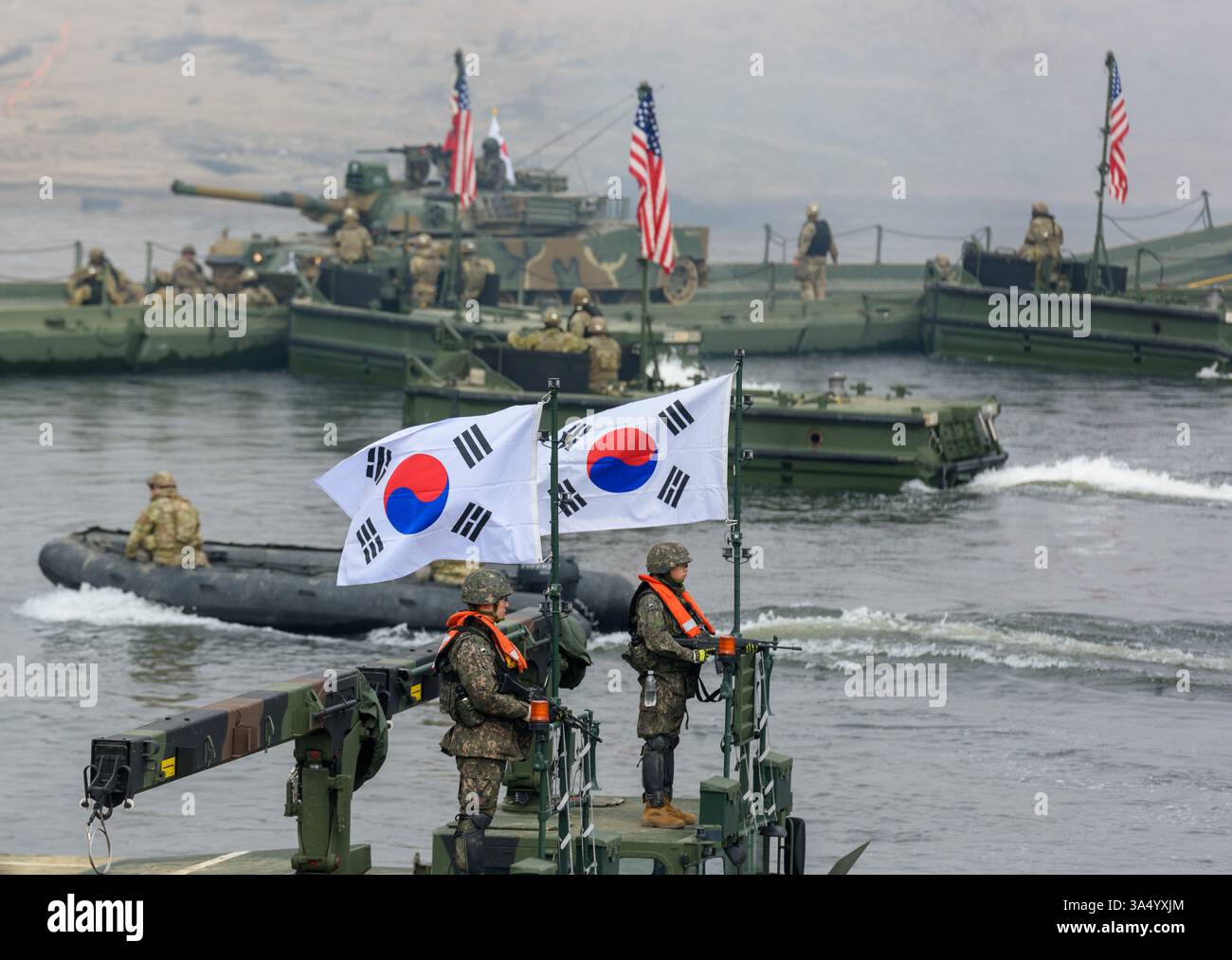 Yeoncheon, South Korea. 20th Mar, 2025. U.S. and South Korean army ...