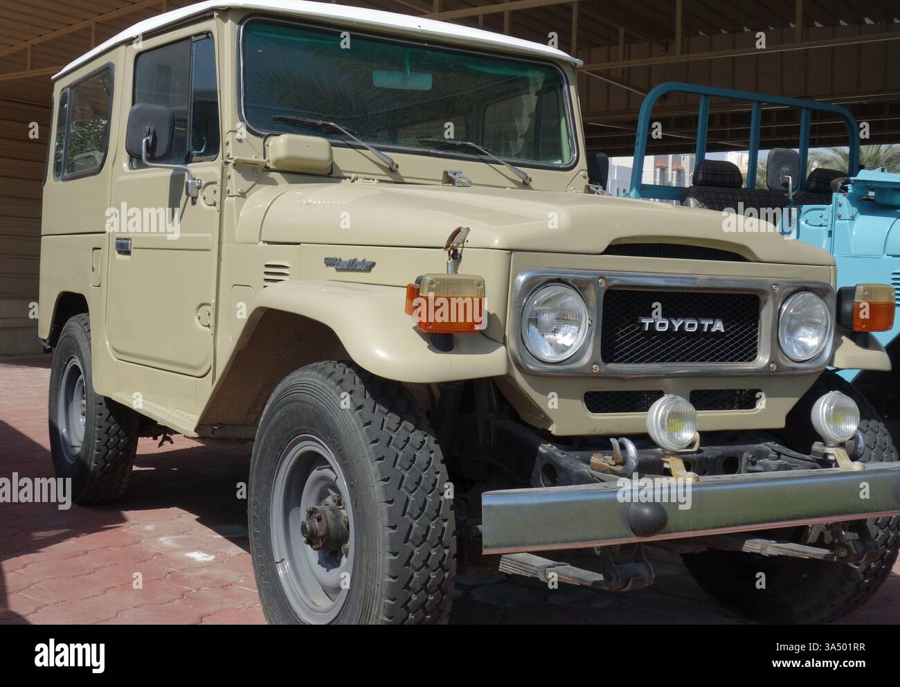 Car Collection in Kuwait. Toyota Land Cruiser 1980´s Stock Photo - Alamy
