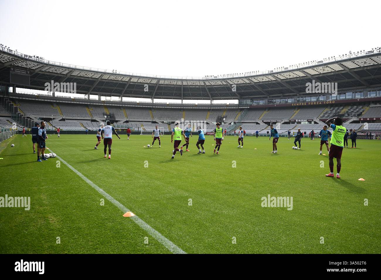 Warm up during the training session between Torino and Asti at the ...