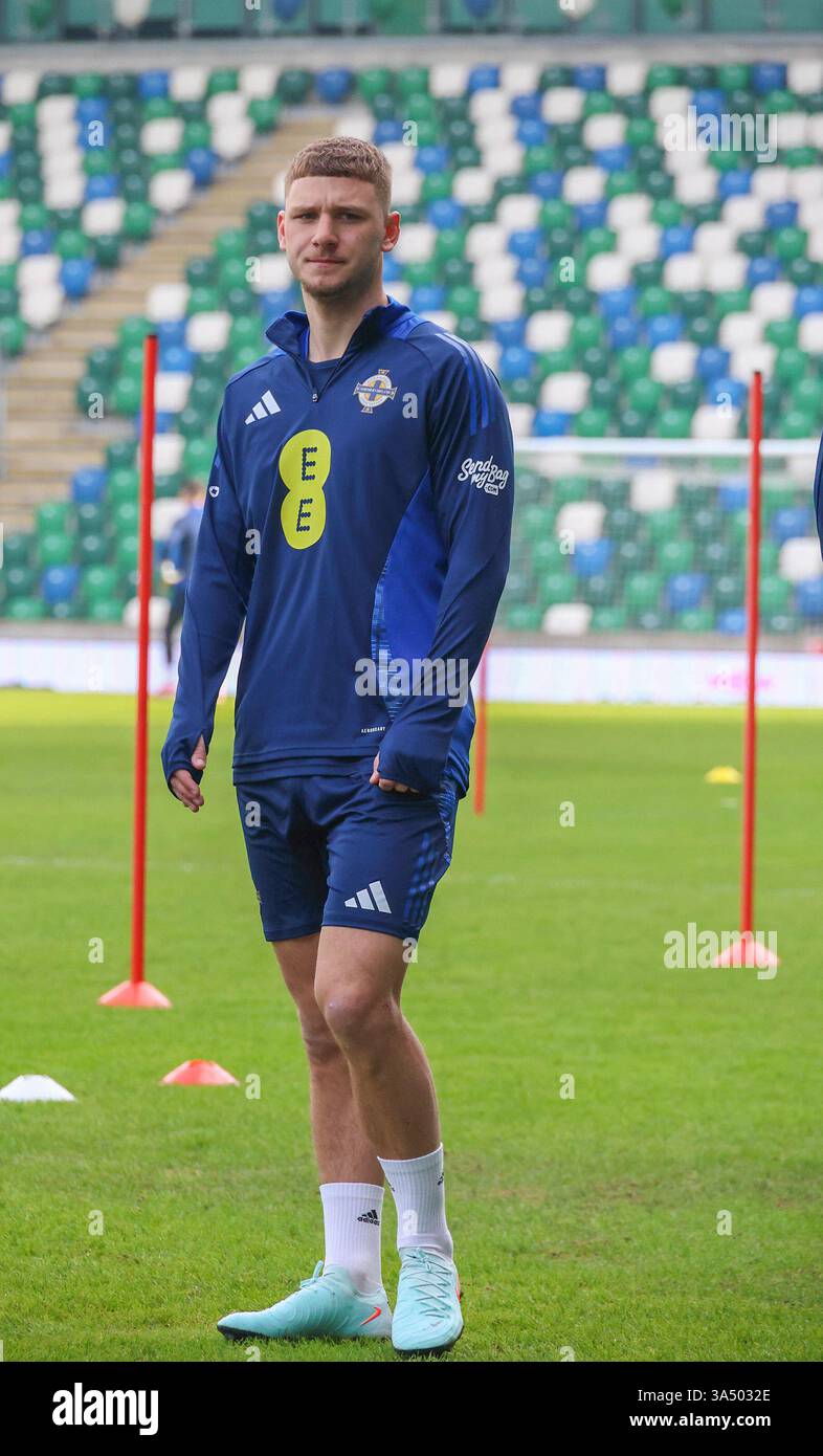 Jamie donley northern ireland training hi-res stock photography and ...