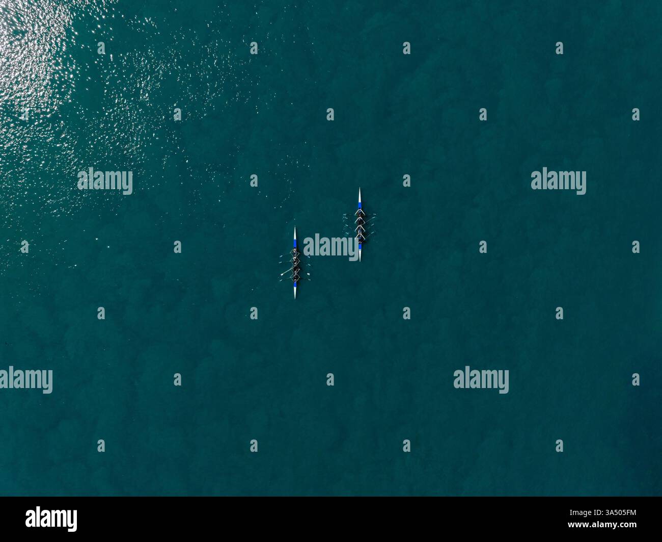 Aerial photo of two teams racing against each other Stock Photo - Alamy