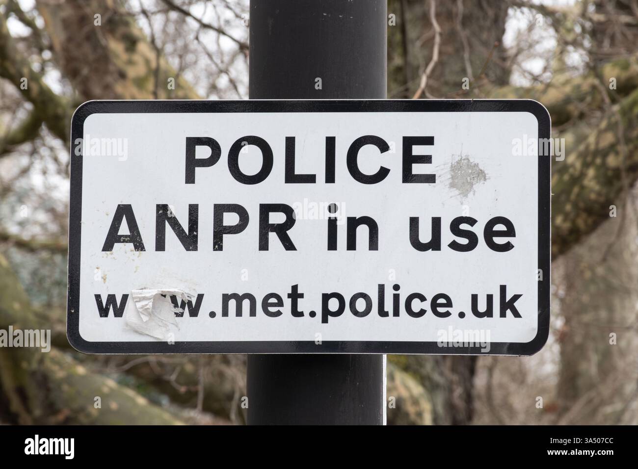 Checking vehicle registration number plates hi-res stock photography ...