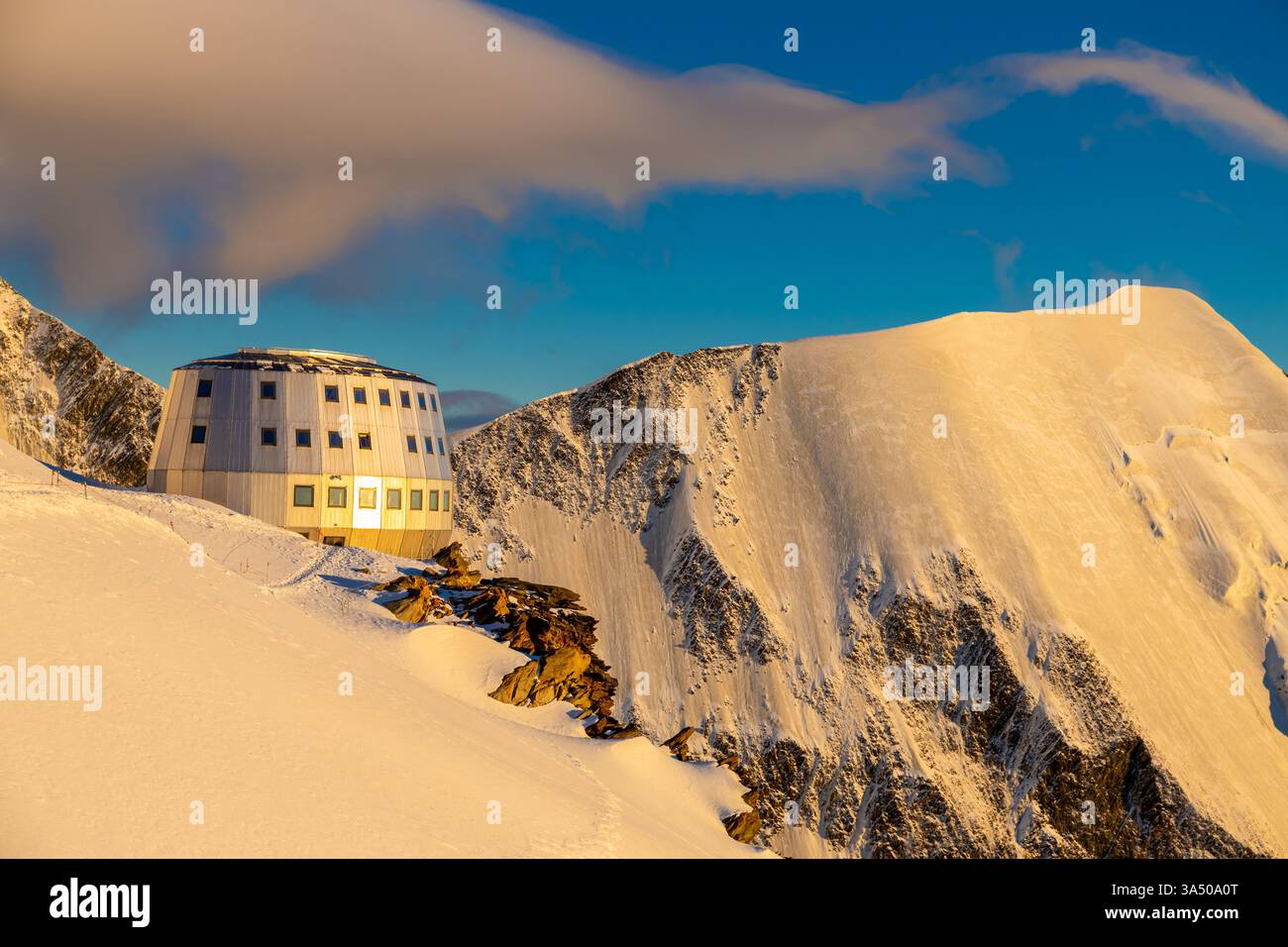 Refuge du Gouter in the Alps on the classic climbing route to Mont ...