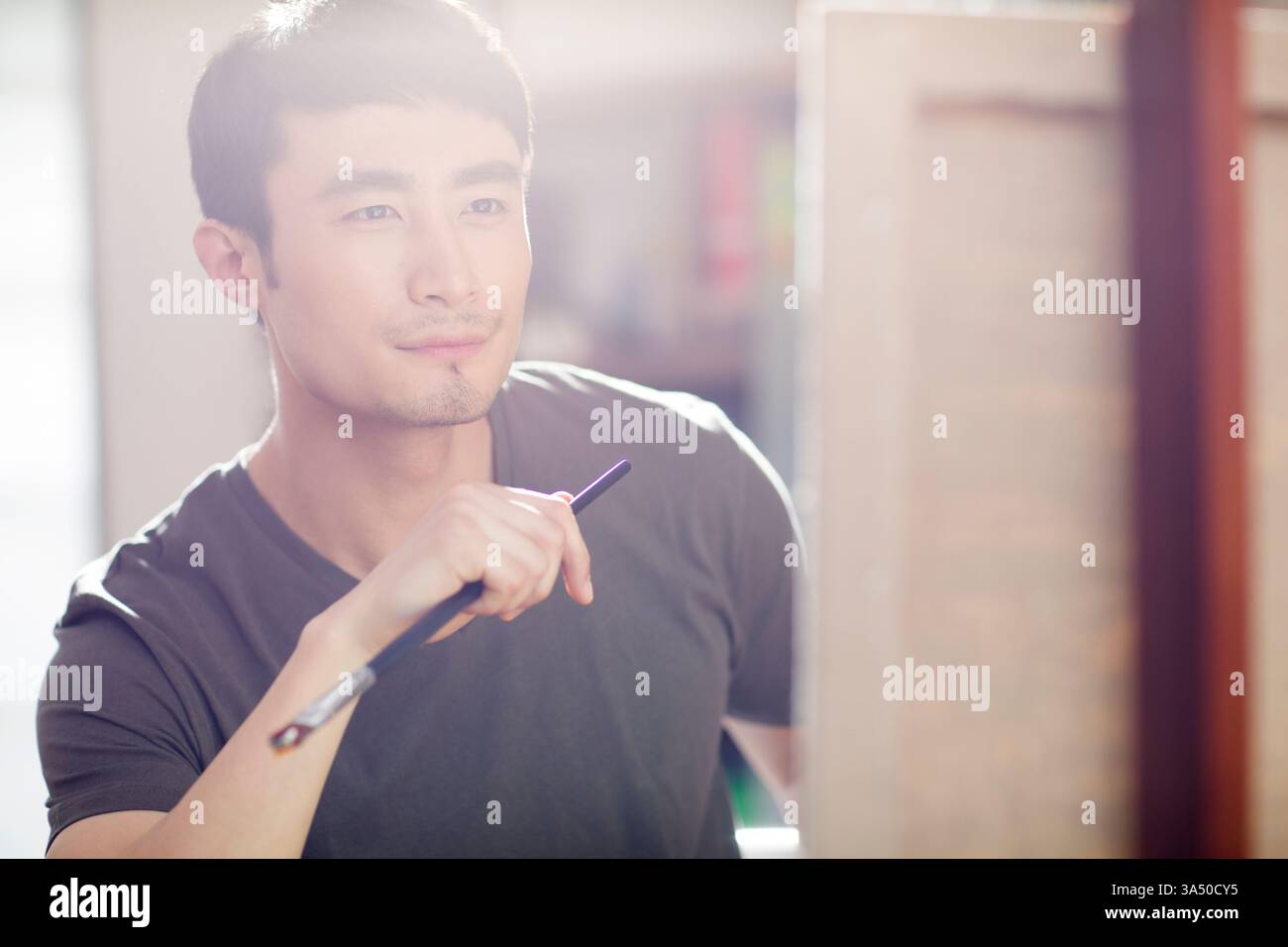 Modern chinese artist hi-res stock photography and images - Alamy