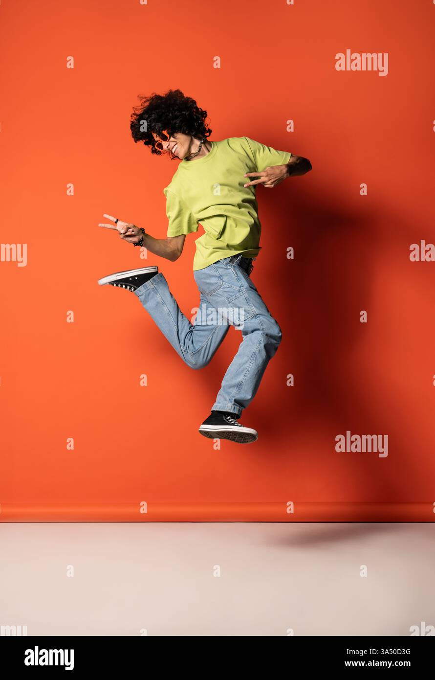 Victory leap hi-res stock photography and images - Alamy