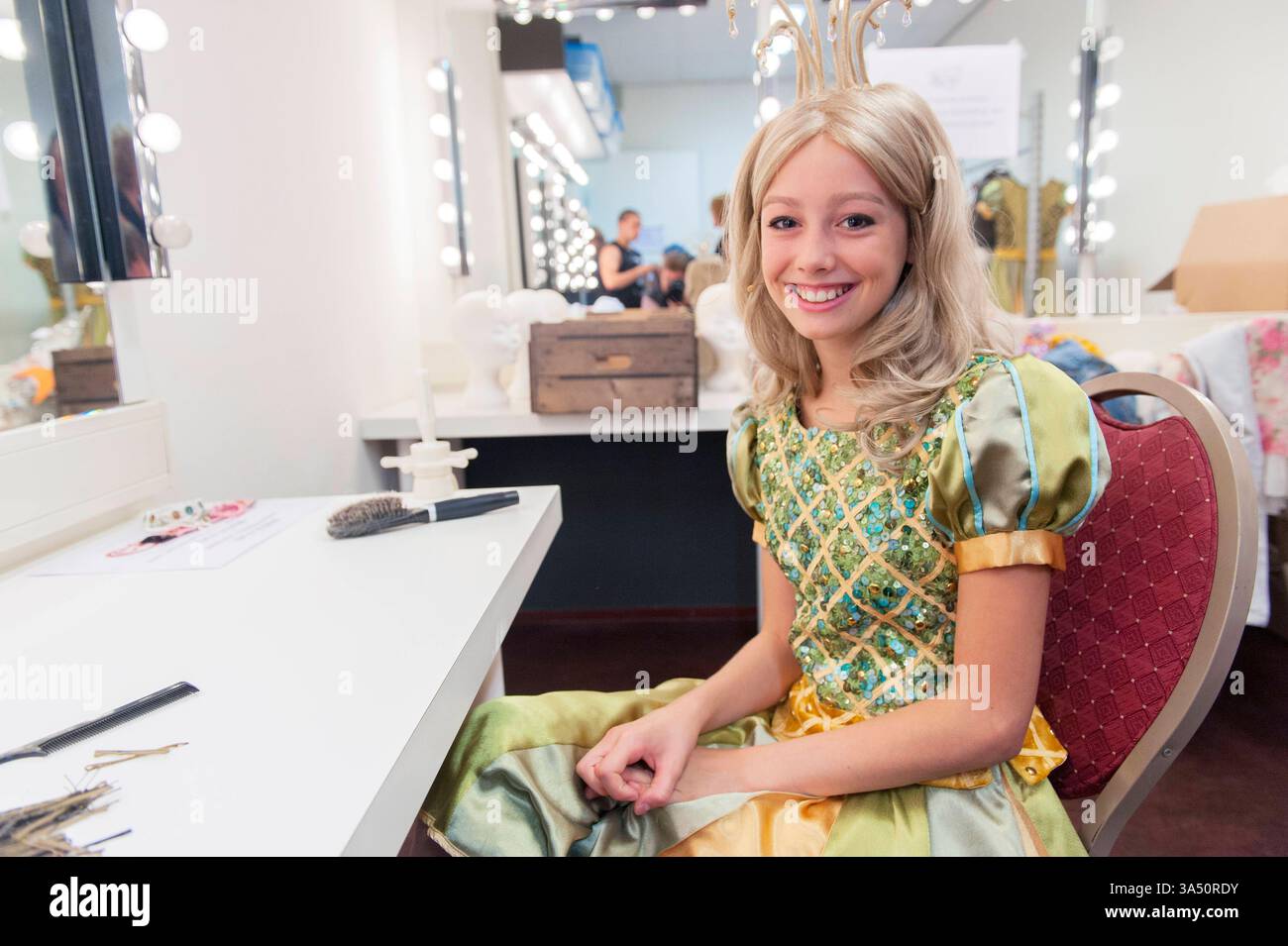 Backstage Portrait Manouk Pluis. Portrait of the young, teenage Actress ...