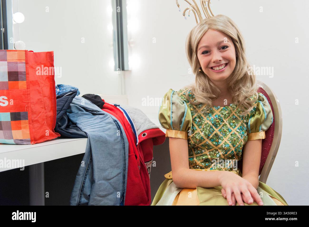 Backstage Portrait Manouk Pluis. Portrait of the young, teenage Actress ...