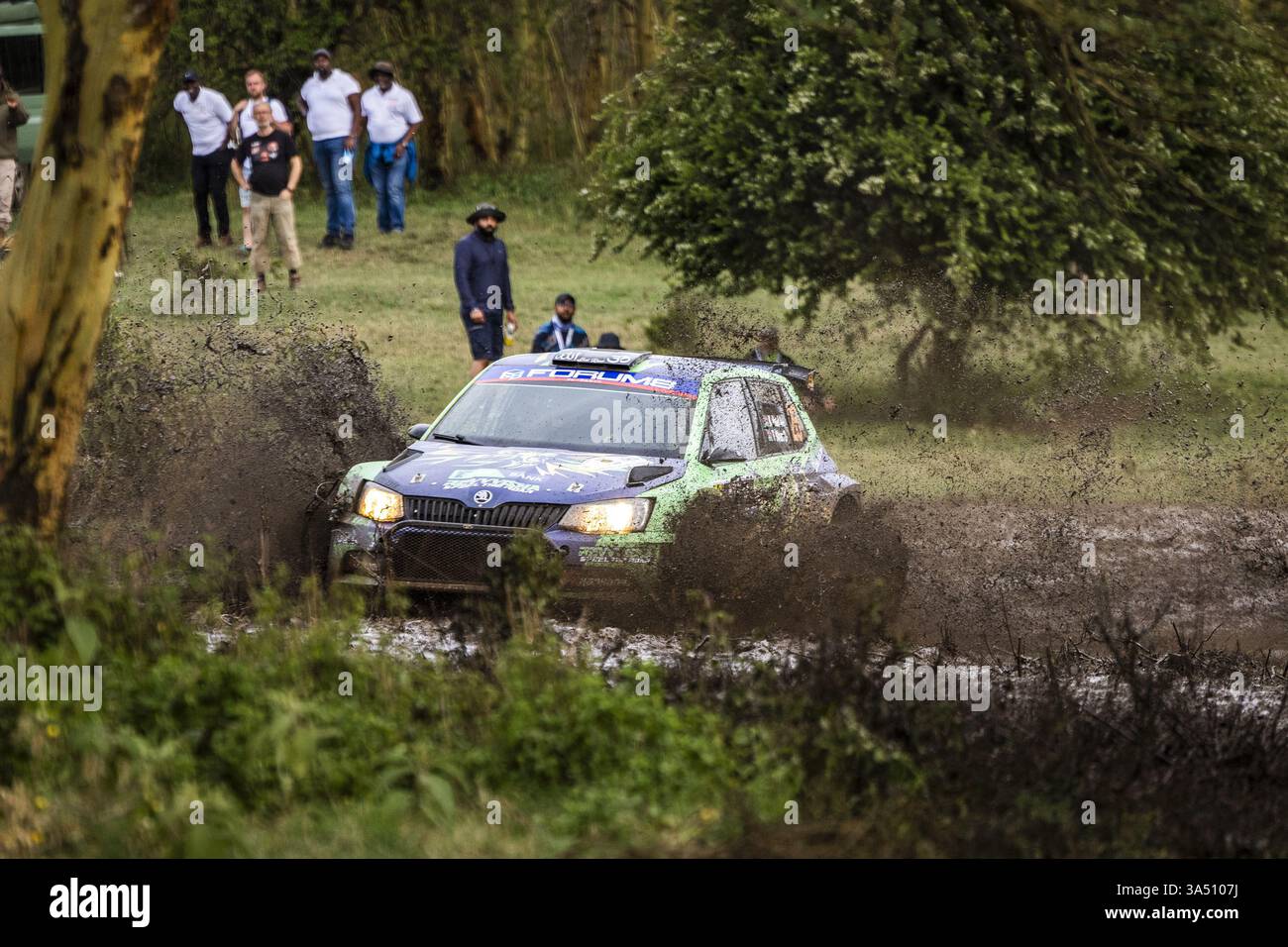 26 Karan PATEL, Tauseef KHAN, Skoda Fabia Rally2, action during the ...