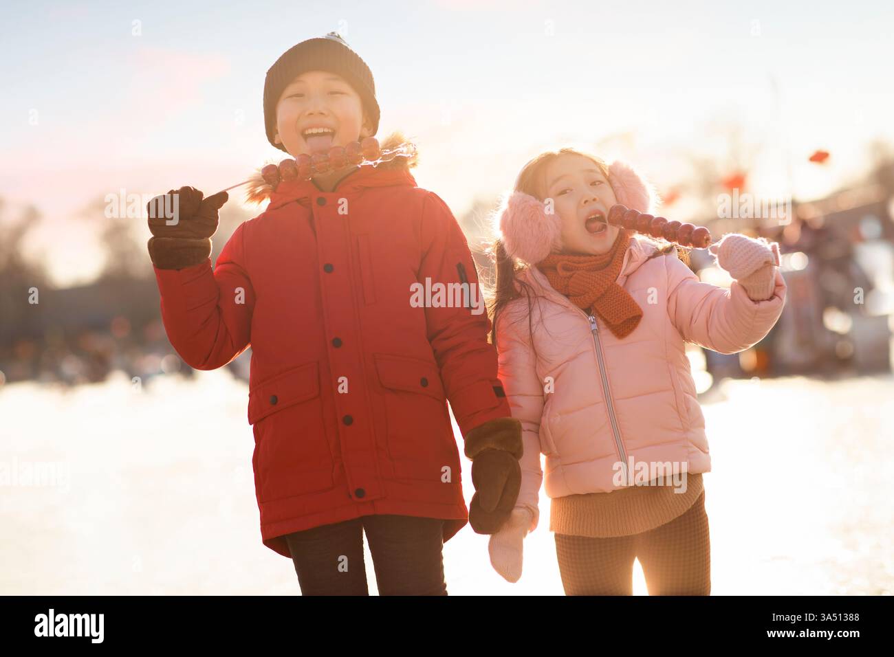 Three quarter view shows hi-res stock photography and images - Alamy