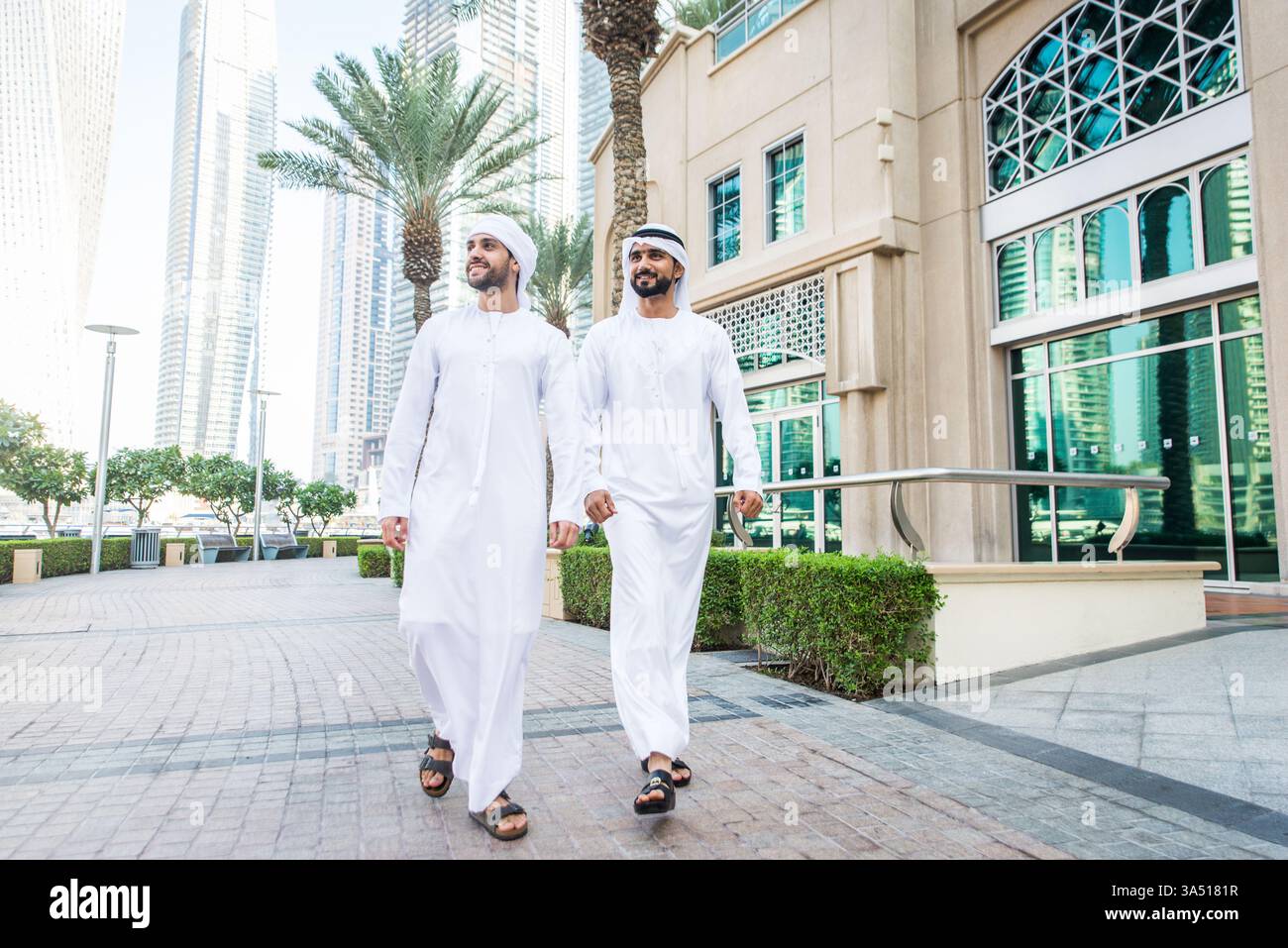 Smiling middle easter men hi-res stock photography and images - Alamy