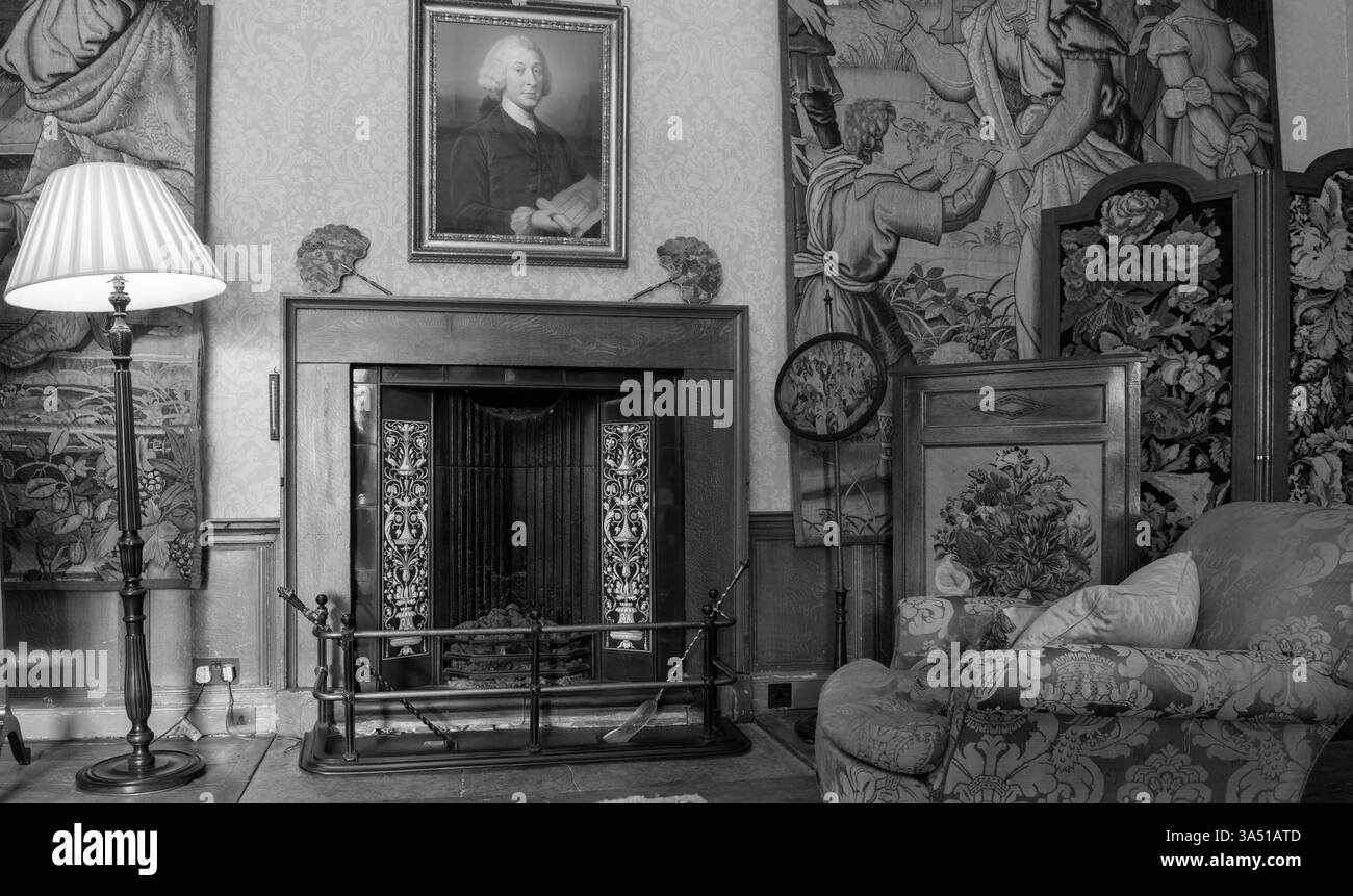National trust bedroom hi-res stock photography and images - Alamy