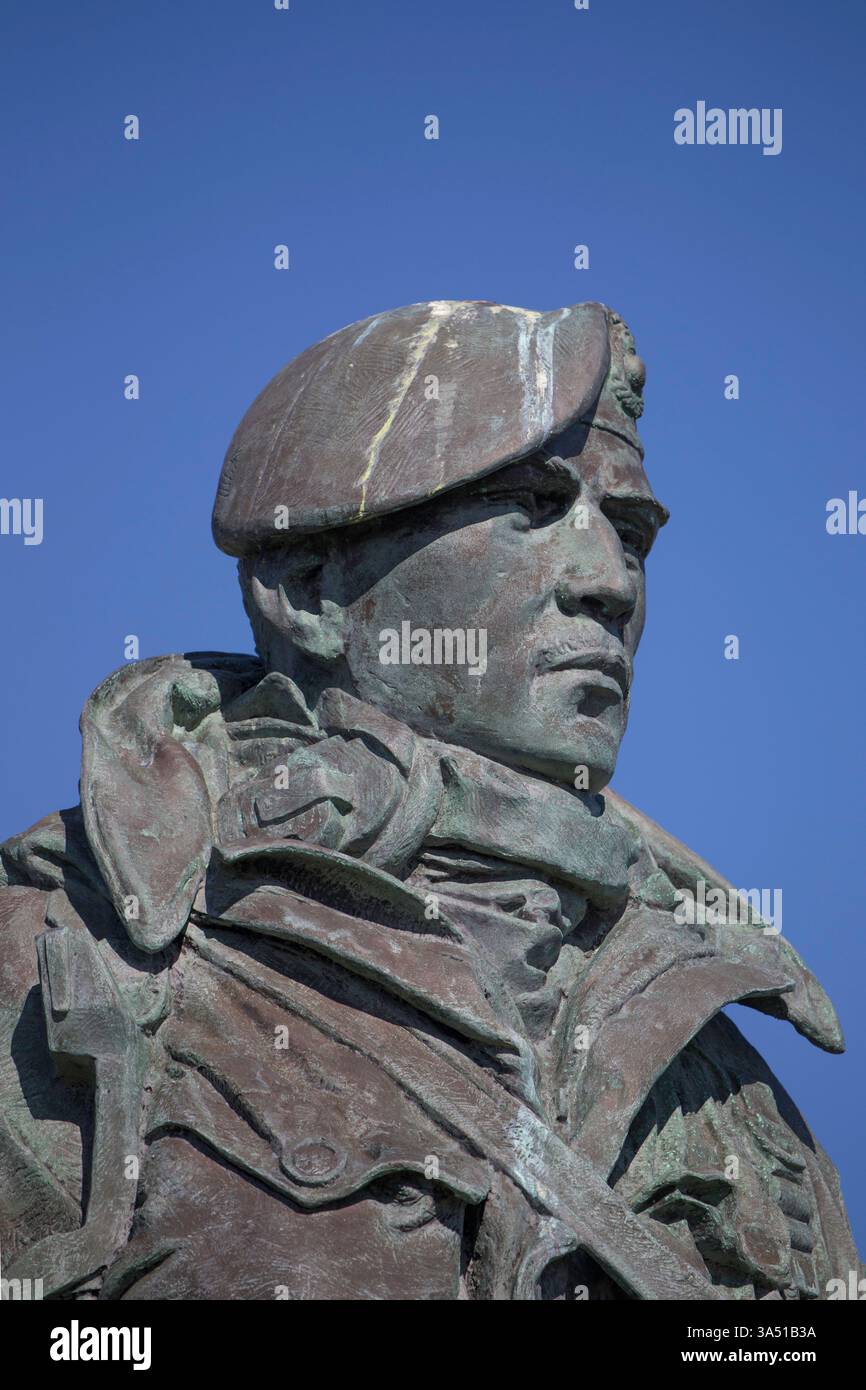 Thatcher robinson hi-res stock photography and images - Alamy