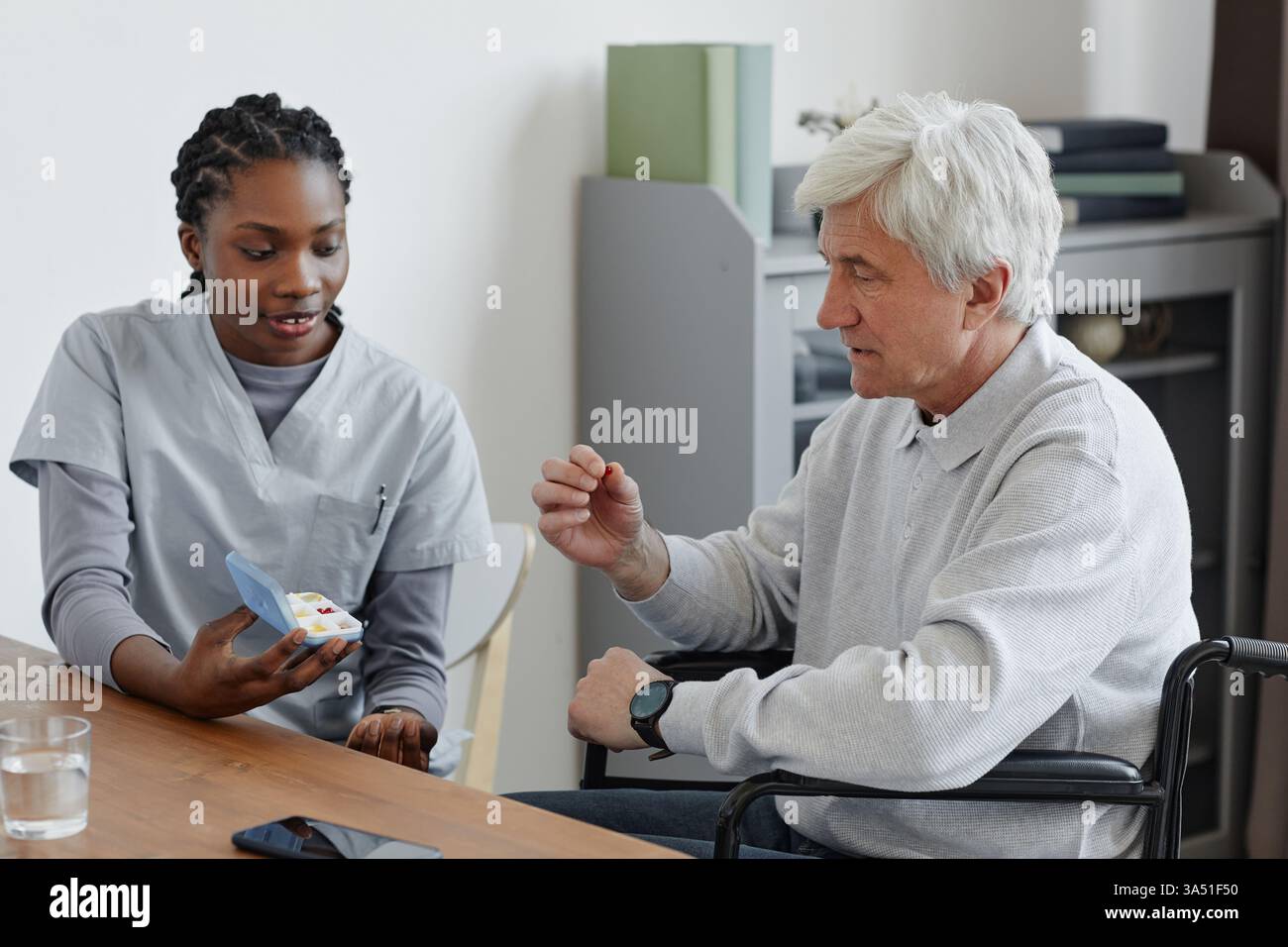 Retirement living communication hi-res stock photography and images - Alamy