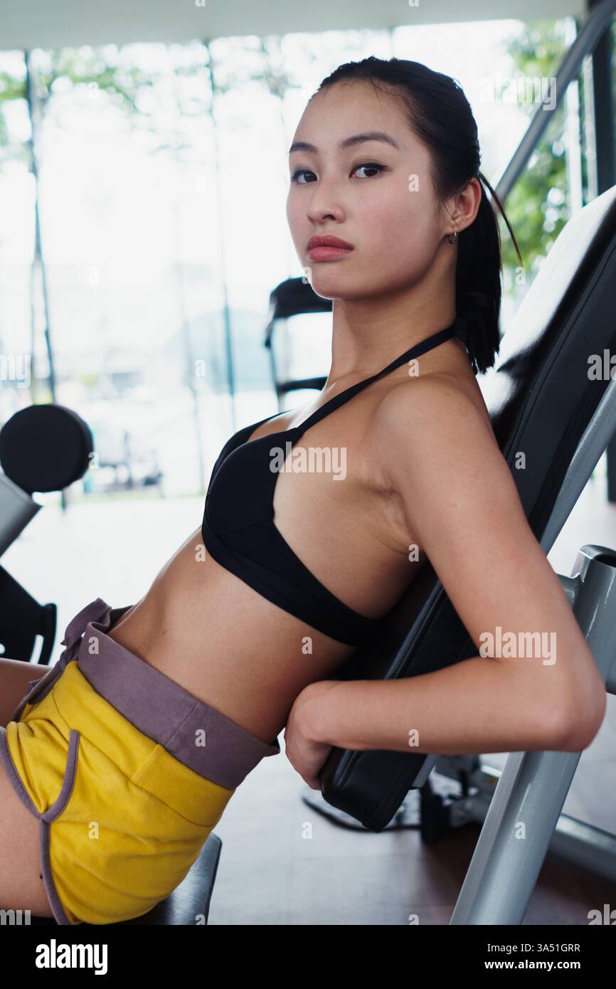 Japanese woman legs hi-res stock photography and images - Alamy