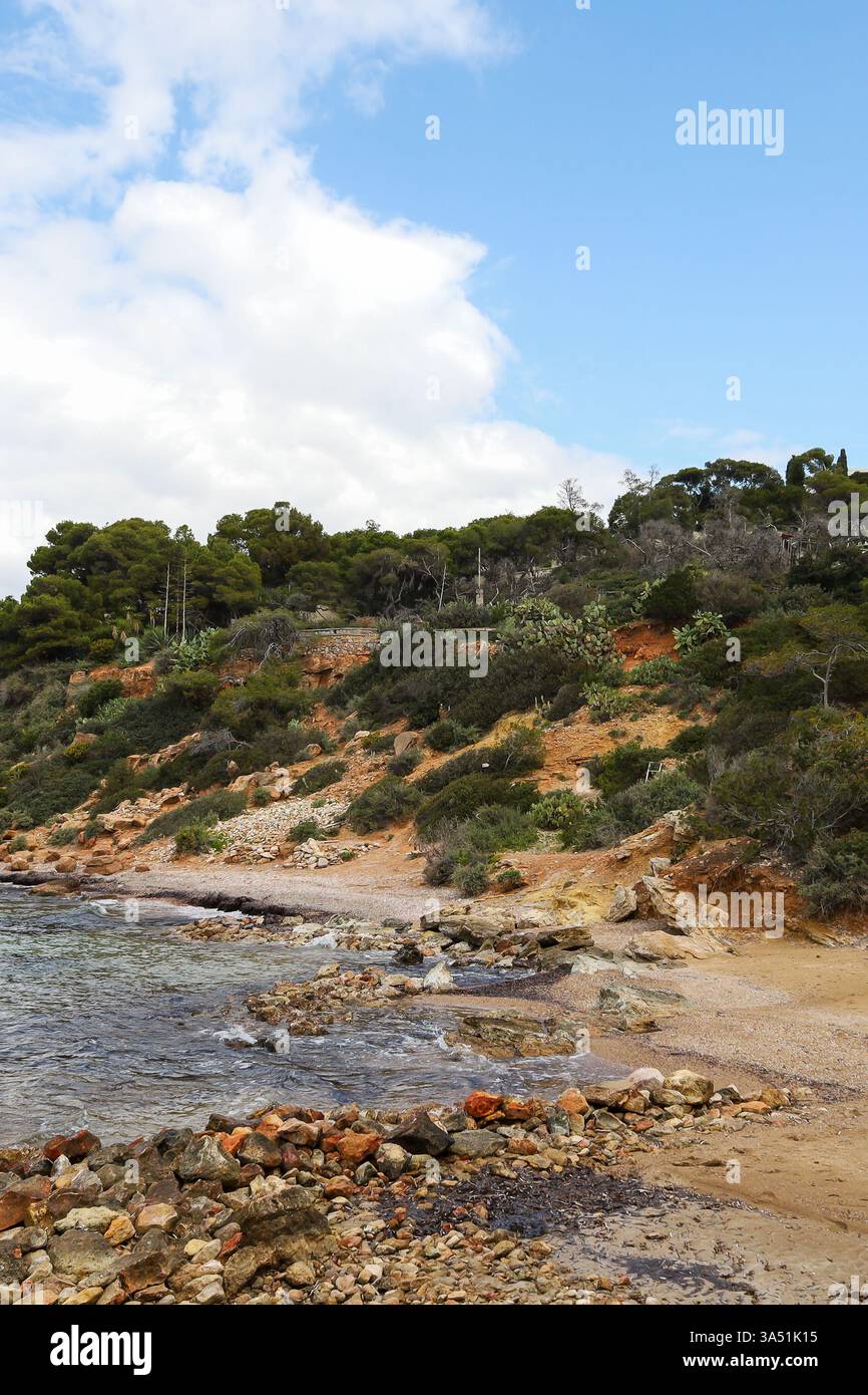 Secluded cove crystal clear hi-res stock photography and images - Alamy