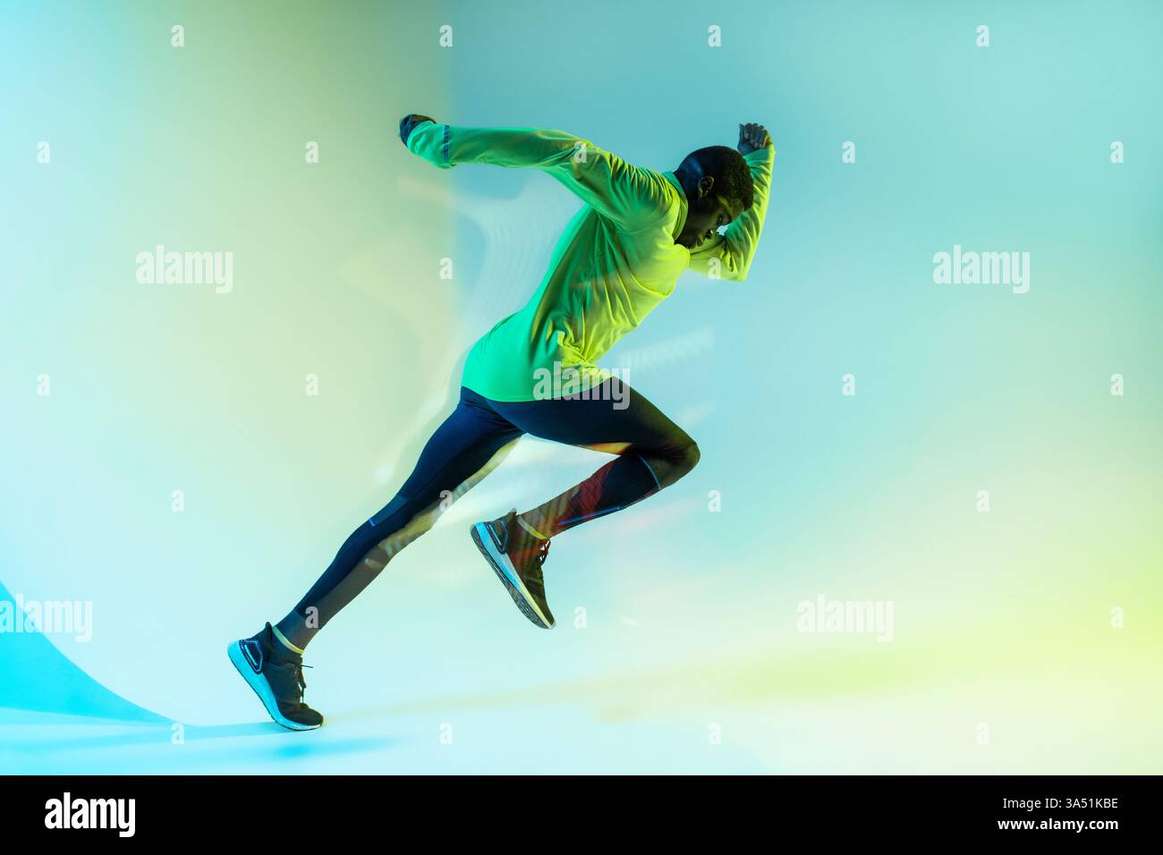 Male track suit hi-res stock photography and images - Alamy