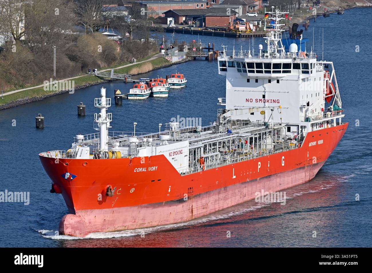 LPG Tanker CORAL IVORY passing the Kiel Canal Stock Photo - Alamy