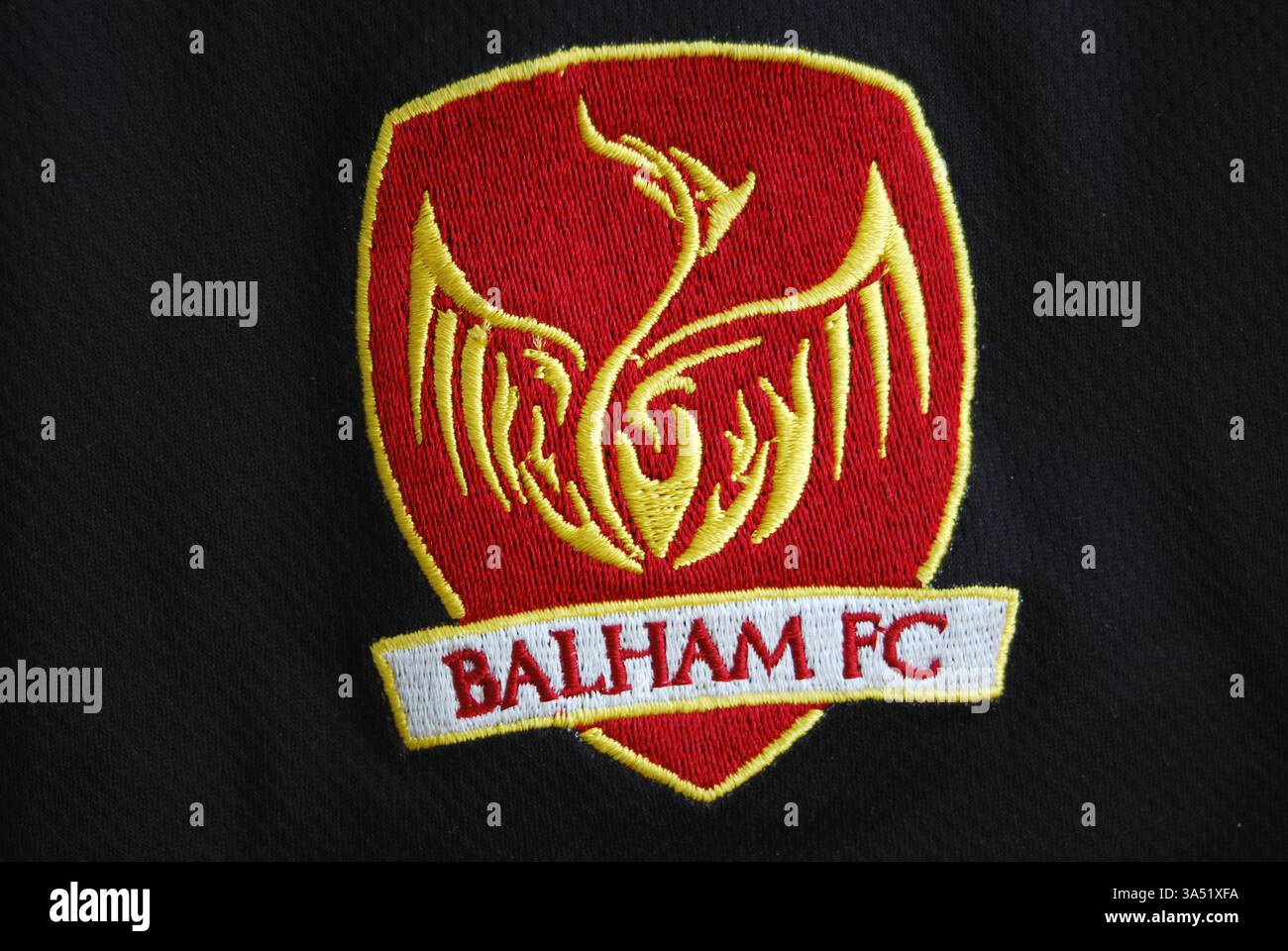 Liverpool fc badge hi-res stock photography and images - Alamy