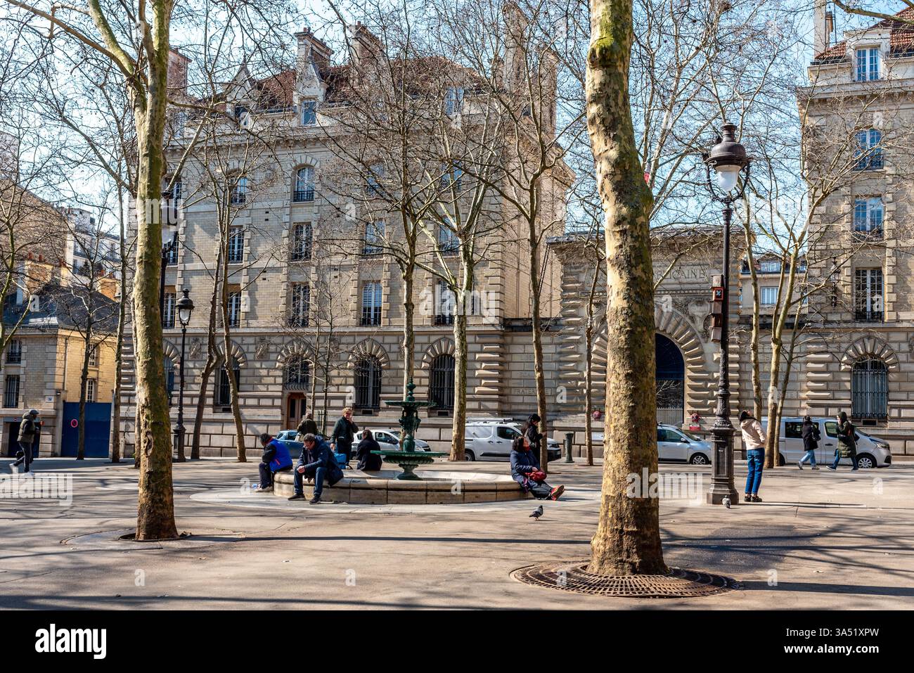 Monge hi-res stock photography and images - Alamy