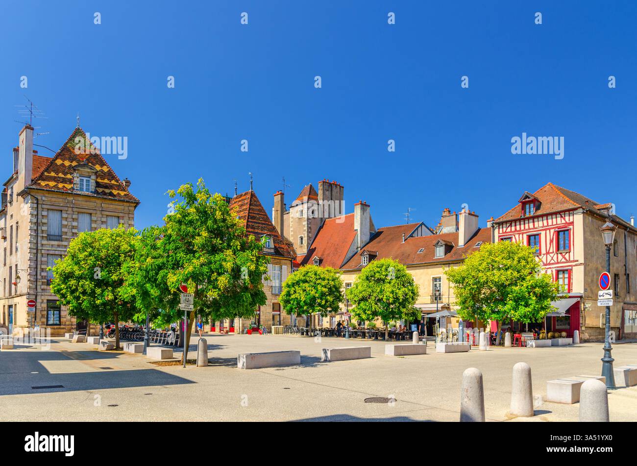 Dijon old town, Place des Cordeliers square in Dijon city historical ...