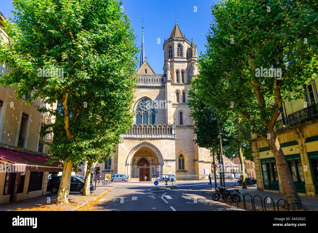 Dijon Cathedral of Saint Benignus Cathedrale Saint-Benigne Roman ...