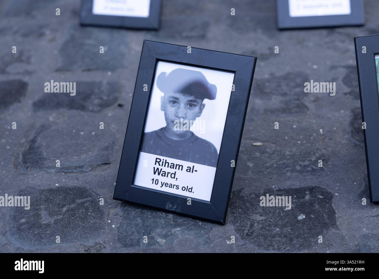 Demonstration in Rome with a procession from the Pantheon to Piazza ...