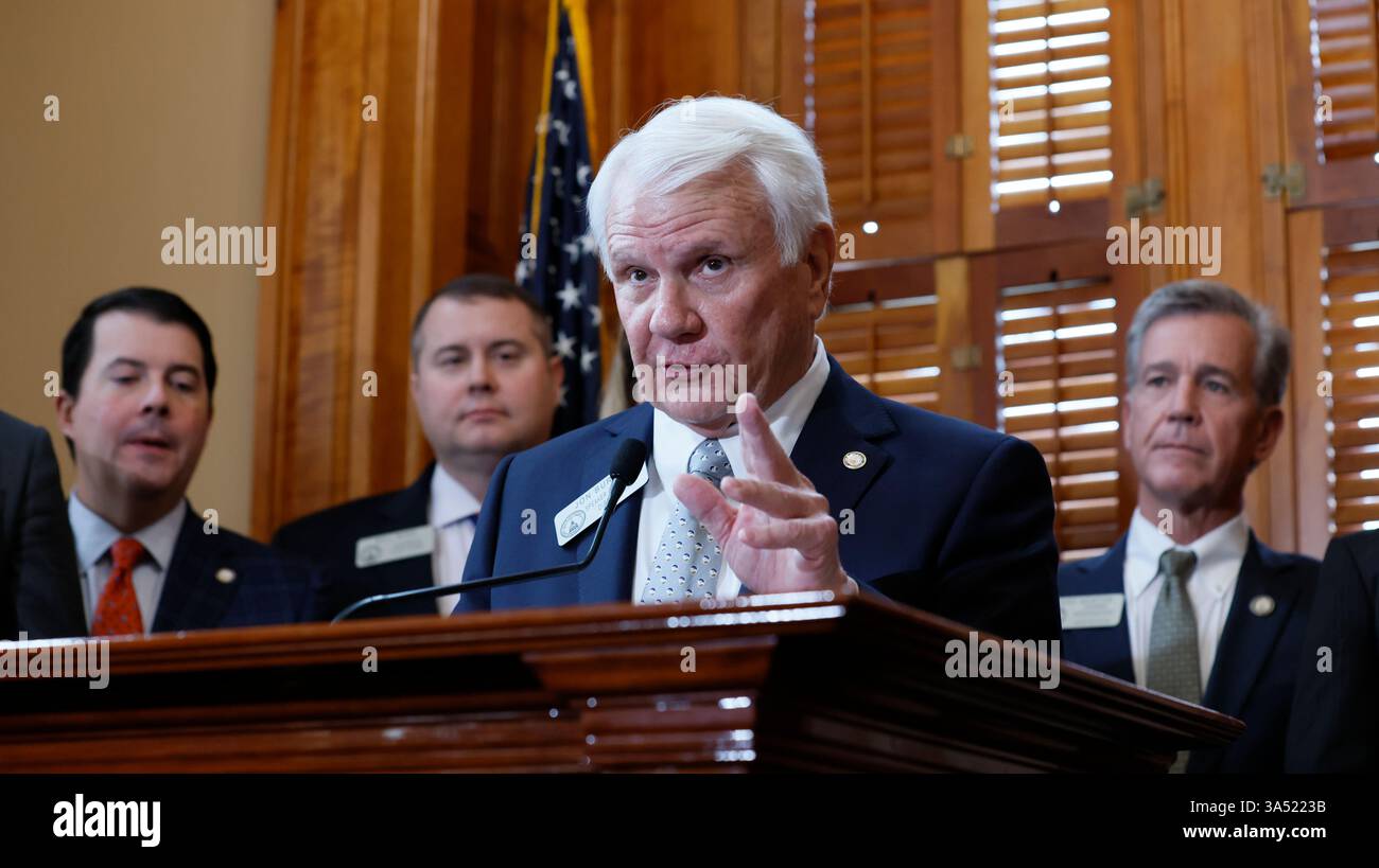 Georgia House Speaker Jon Burns, R-Newington, addresses the media ...