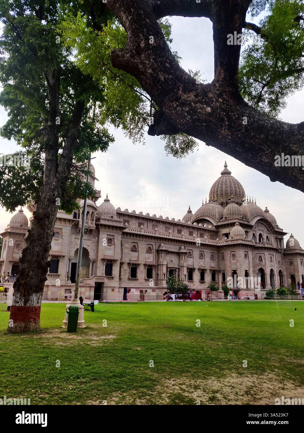 Belur Math is the headquarters of the Ramakrishna Math and Ramakrishna ...