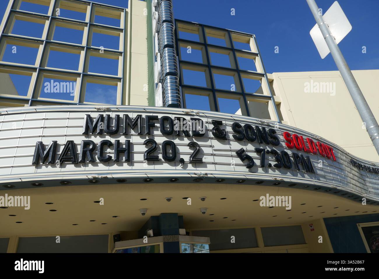 Los Angeles, California, USA 16th March 2025 Actor Ke Huy Quan Oscar on ...