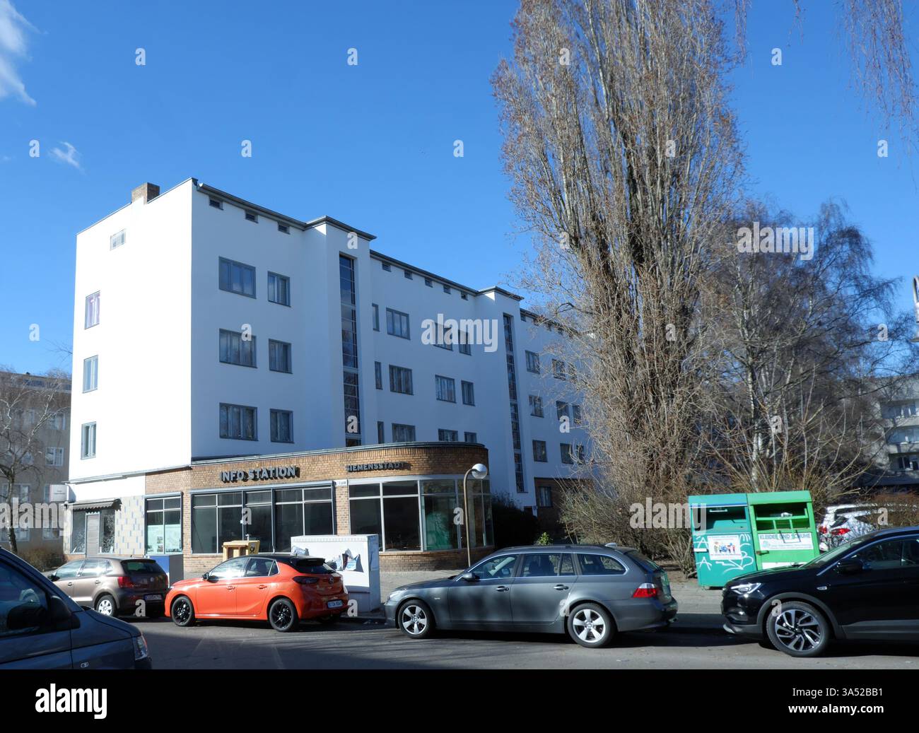Seimensstadt in Berlin Charlottenburg in 2025, includes ikonic social ...