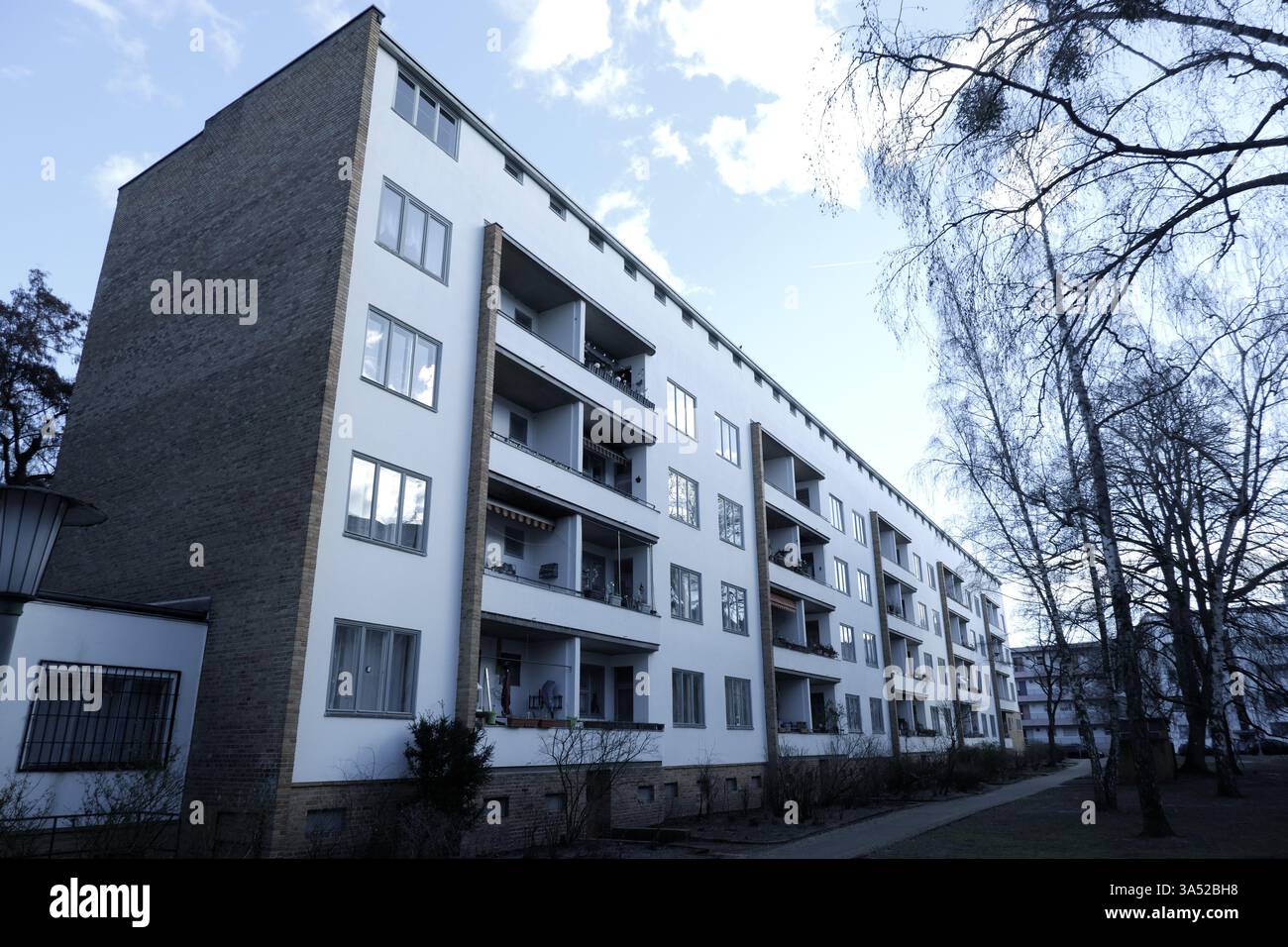 Seimensstadt in Berlin Charlottenburg in 2025, includes ikonic social ...