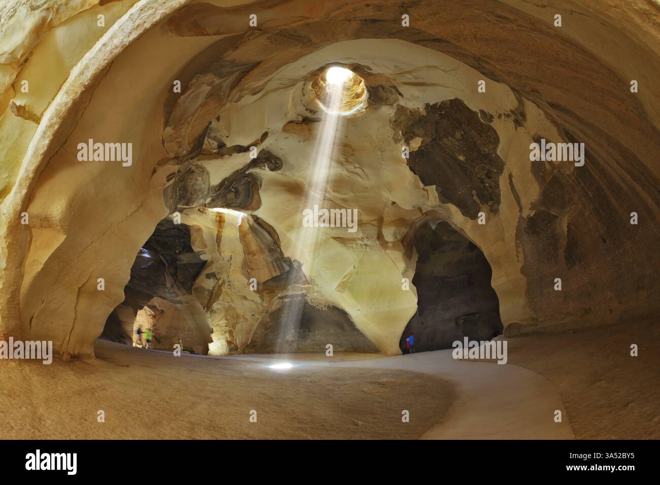 Open roof cave hi-res stock photography and images - Alamy