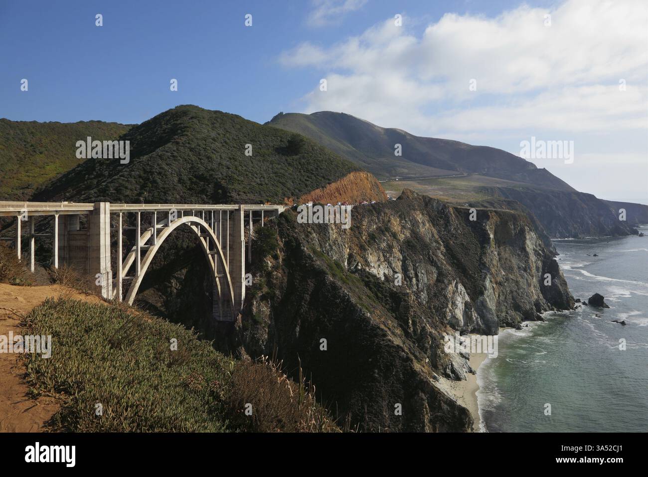 The magnificent bridge on coastal highway of rocky and steep Pacific ...