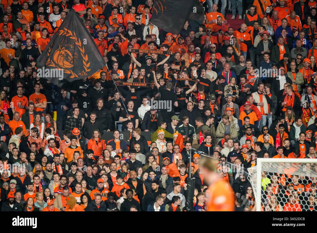 Rotterdam - Dutch Supporters during the first leg of the quarter final ...