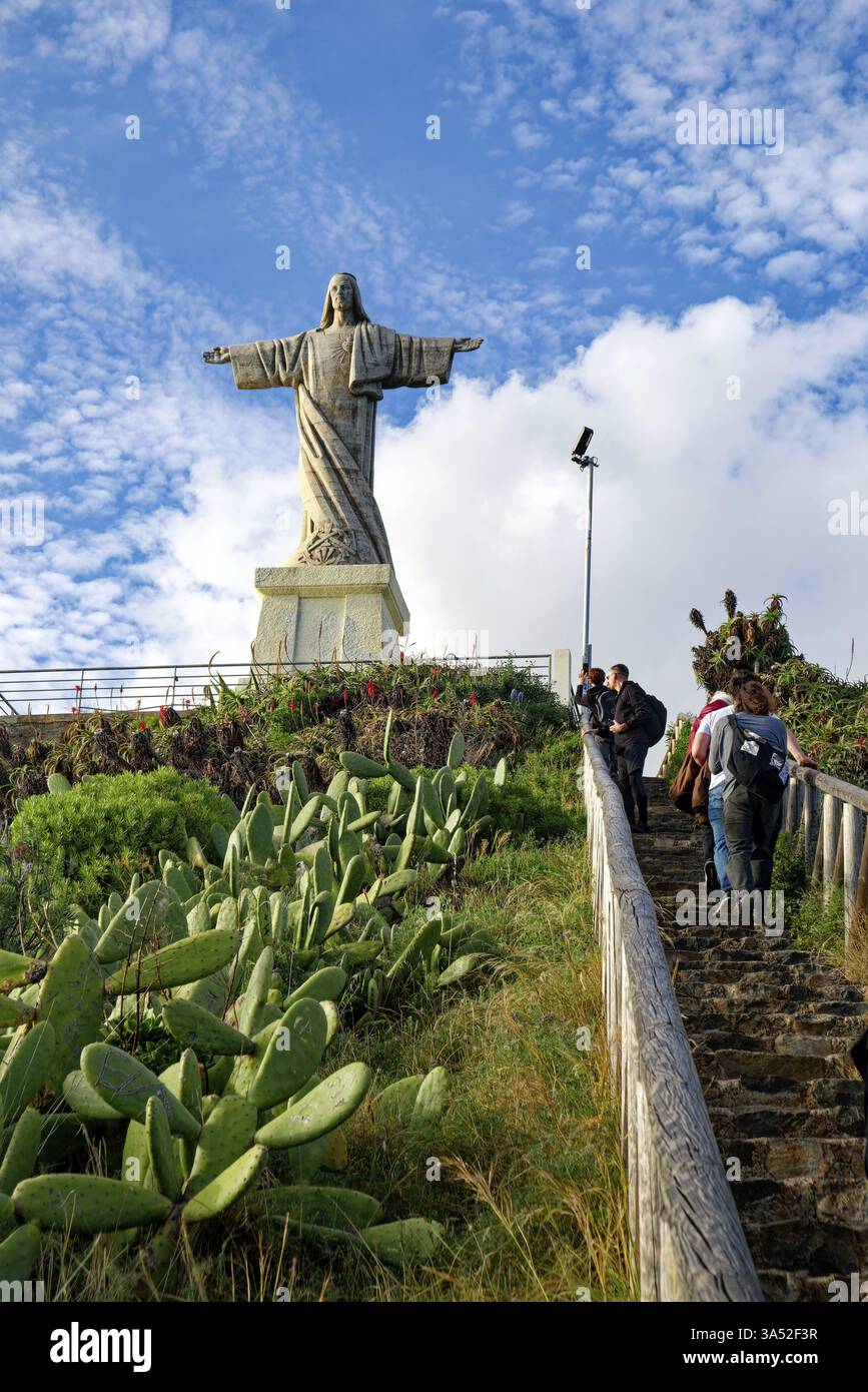 Statue of Christ, Statue of Cristo Rei, Ponta do Garajau viewpoint ...