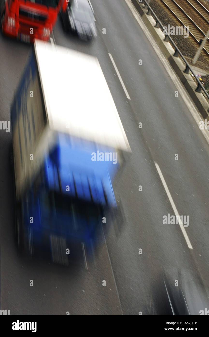Car rushing past people hi-res stock photography and images - Alamy